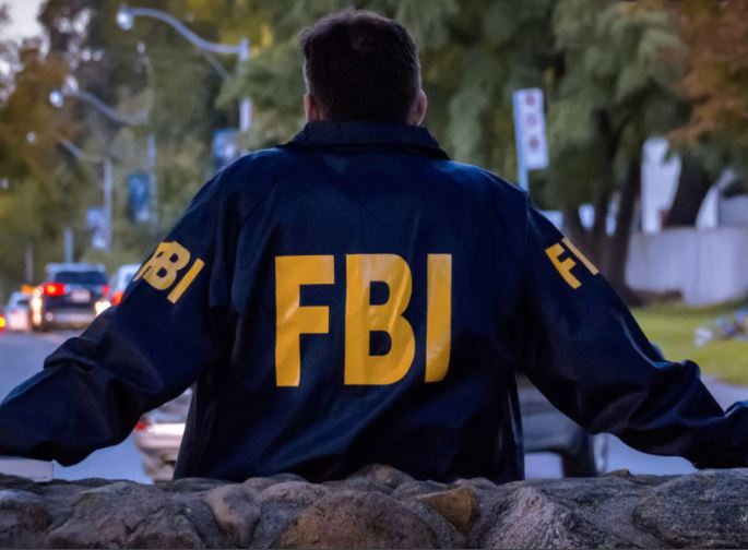 FBI Vs Los Precios | Prisionero en Argentina